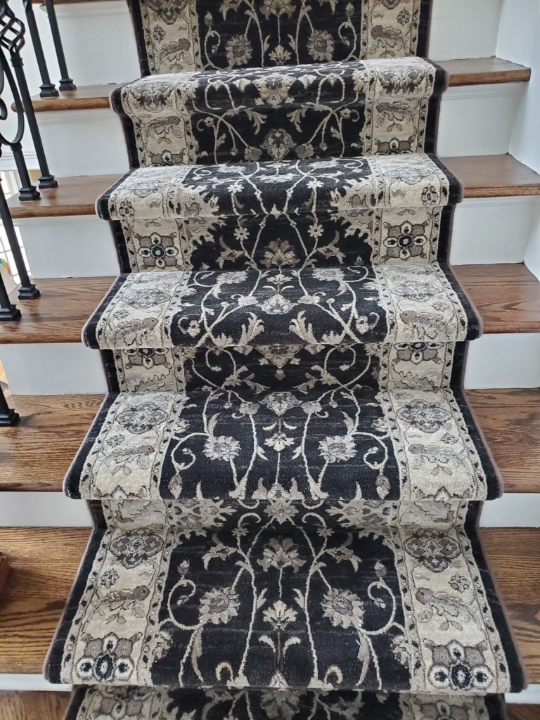Runner Rugs - Stair Runner installation is done be professionals ...
